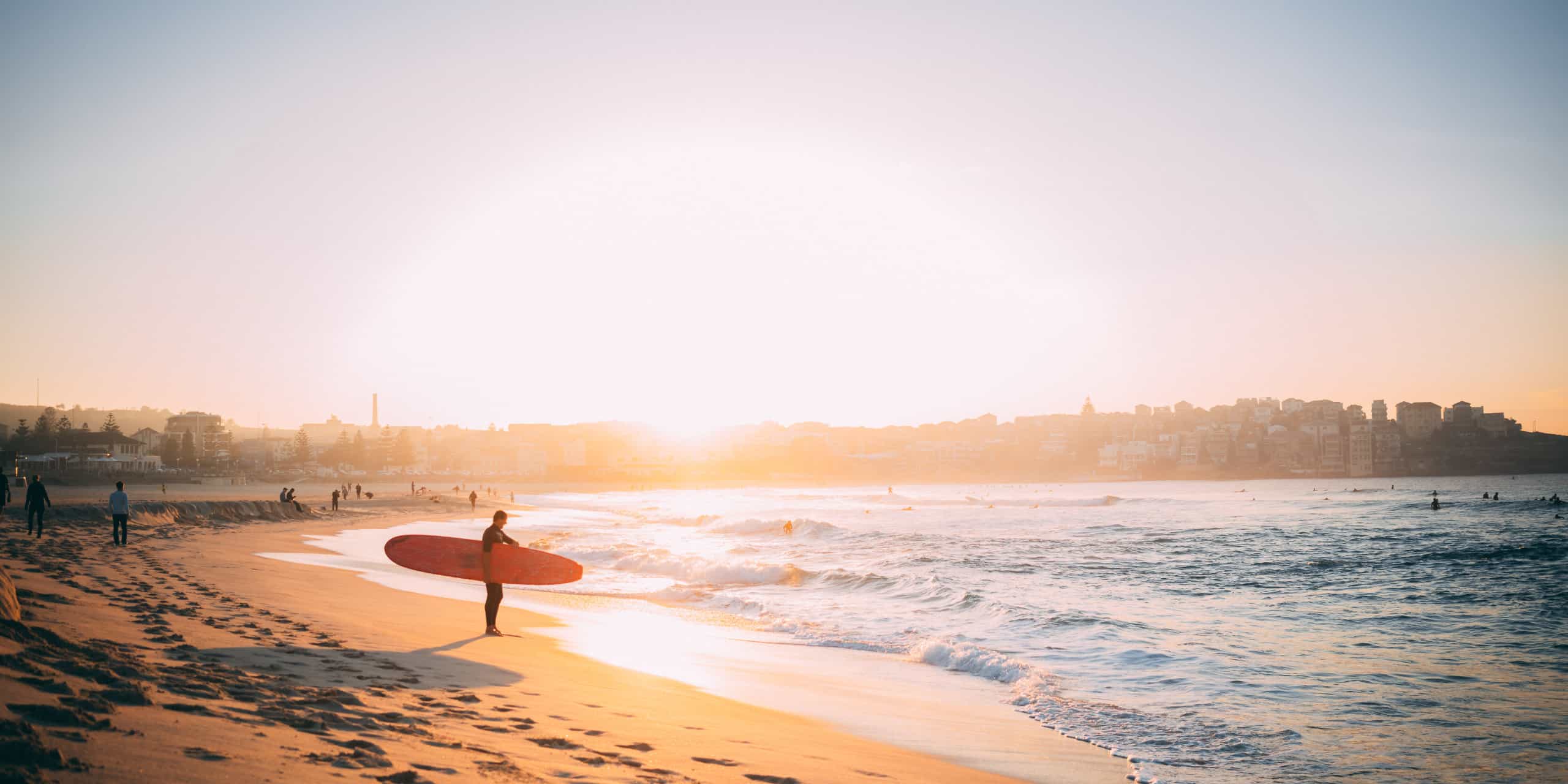 The Simple and No-Nonsense Guide to Waking Up Early - Aaron Lynn